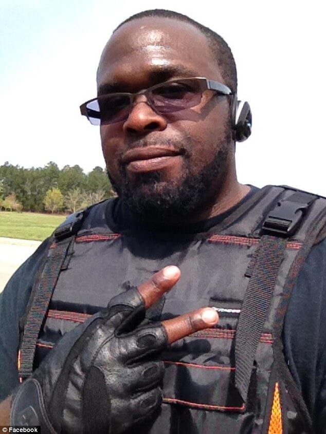 Husband saves wife's life by donating kidney after spending a year ...